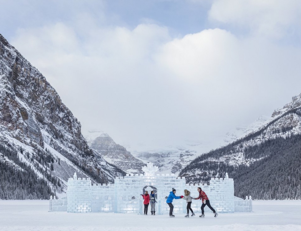 Outdoor Ice Skating at Carrot Creek in Banff National Park