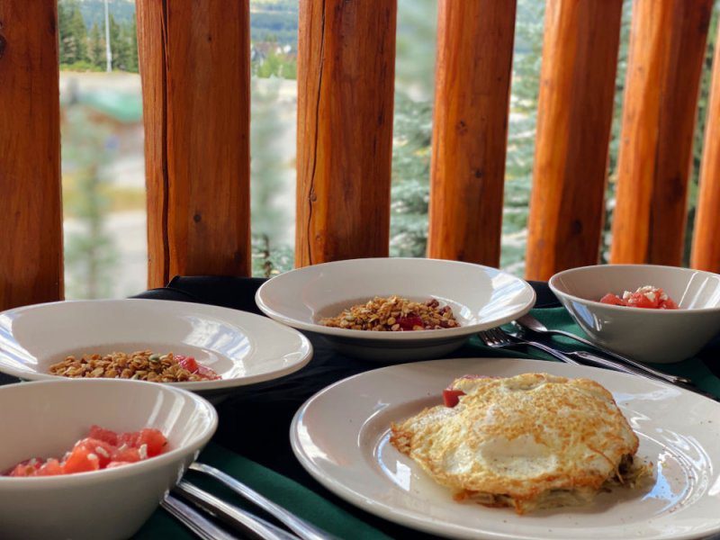 Canmore Things To Do: 8 Amazing Shops, Eateries And An Inn